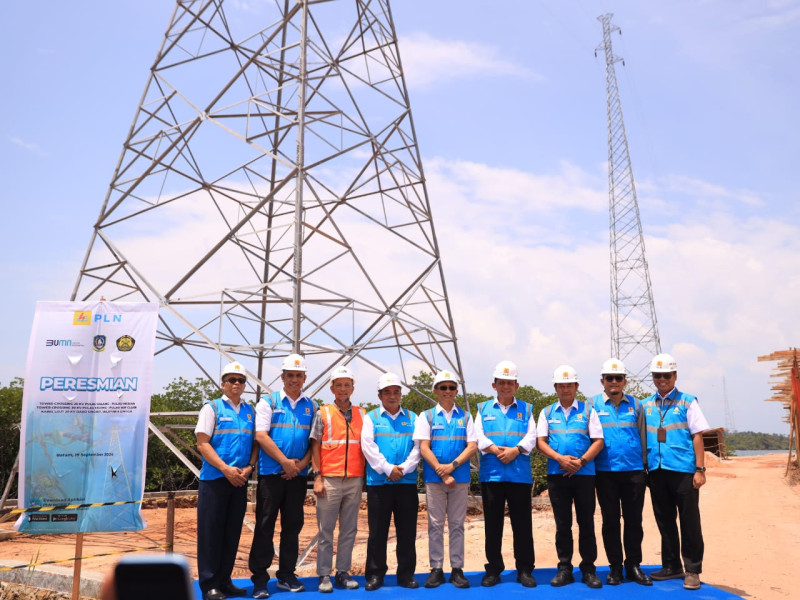 Hadirkan Terang di Pulau Terdepan, PLN Resmi Operasikan 8 Tower ...