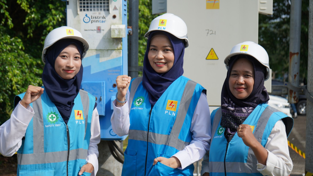 Srikandi PLN Turut Andil Menjaga Keandalan Pasokan Listrik Pada ...