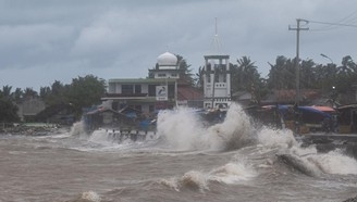 Daftar Wilayah Waspada Gelombang Tinggi Hingga 6 Meter